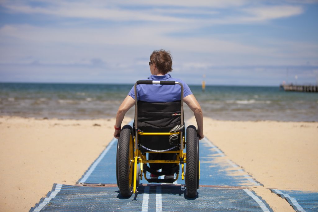 Accessible beaches in Australia | Independence Australia